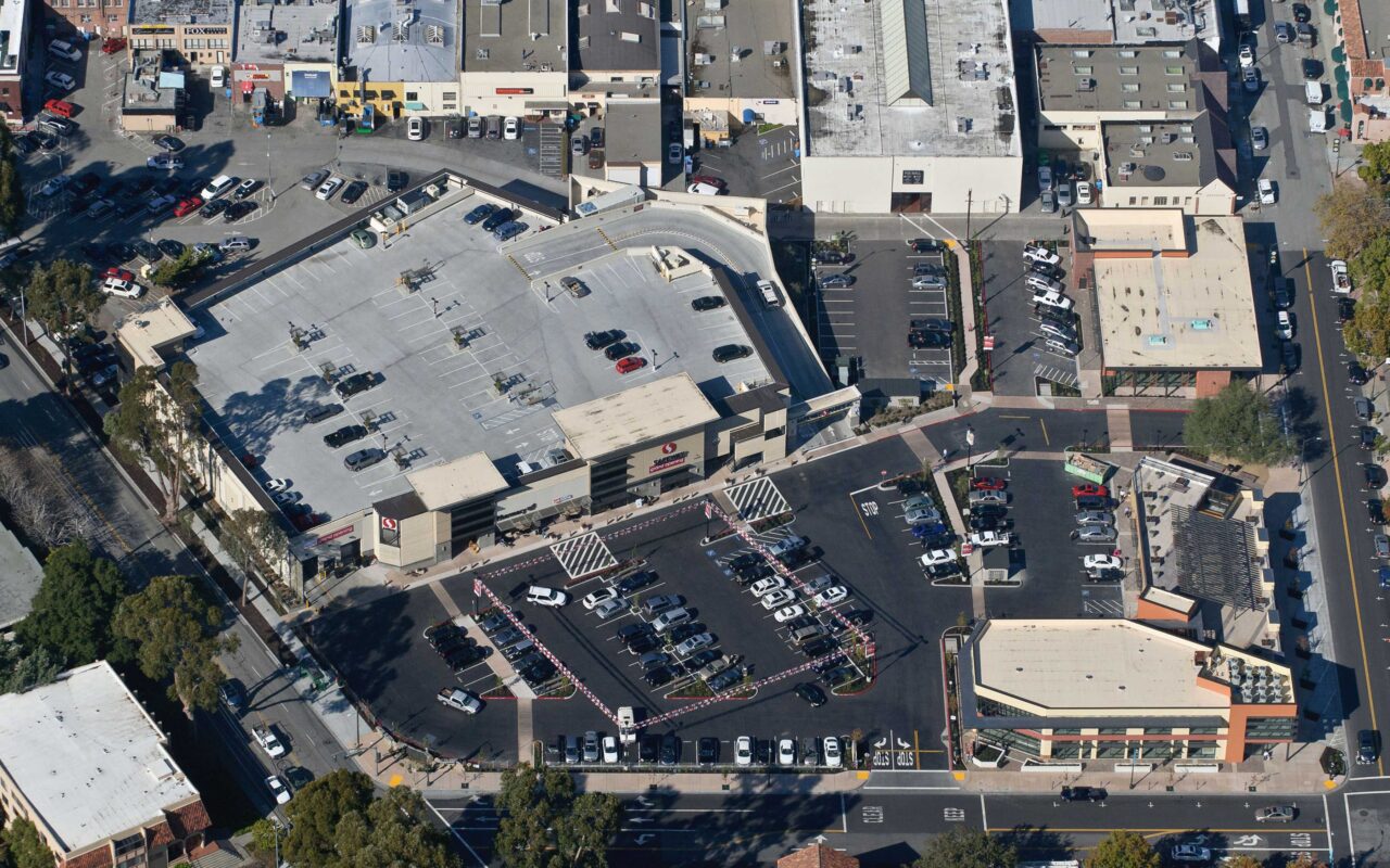 Safeway in Burlingame (Safeway Stores, Inc.) | W. L. Butler