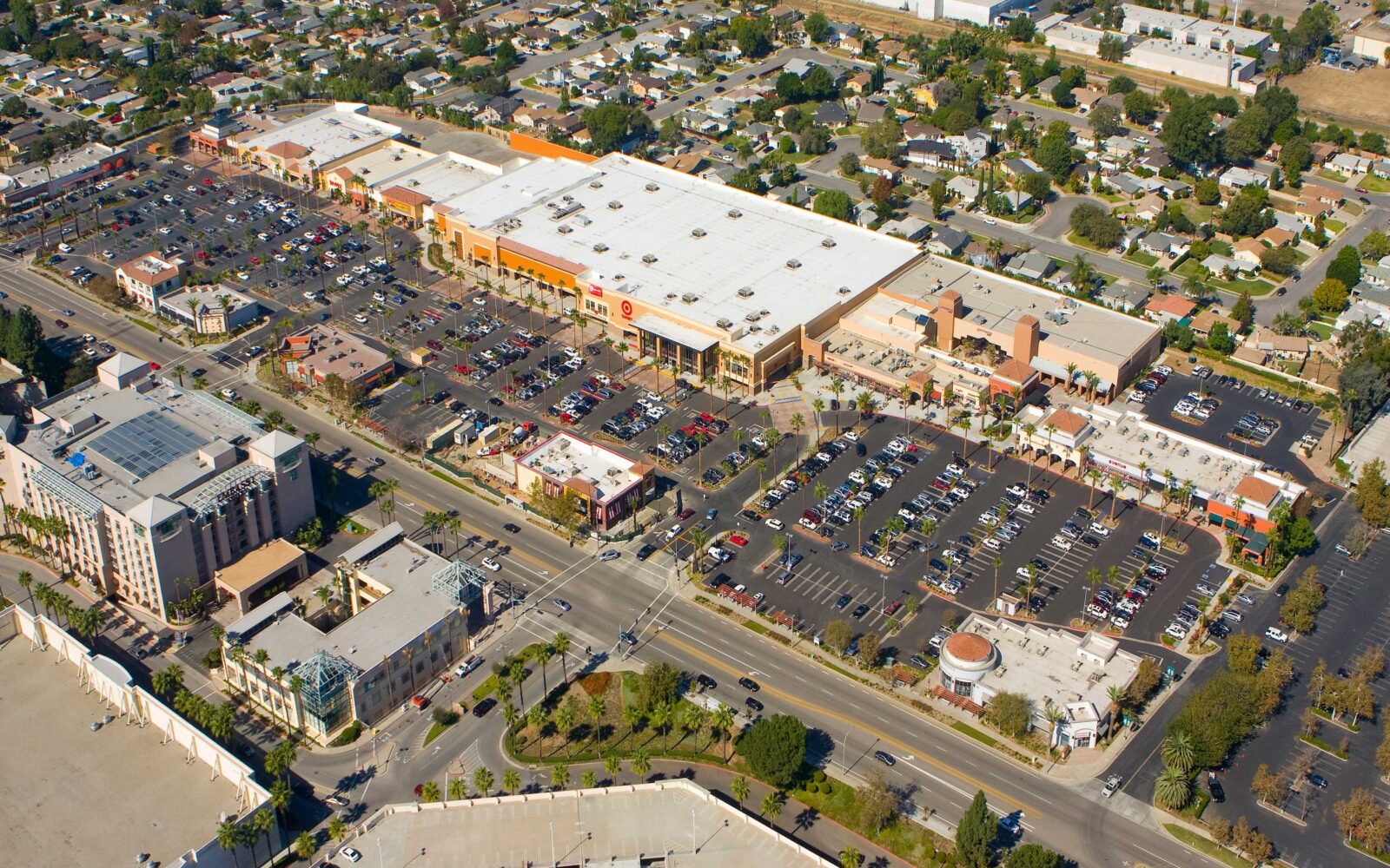 Brea Marketplace in Brea (Regency Centers) | W. L. Butler